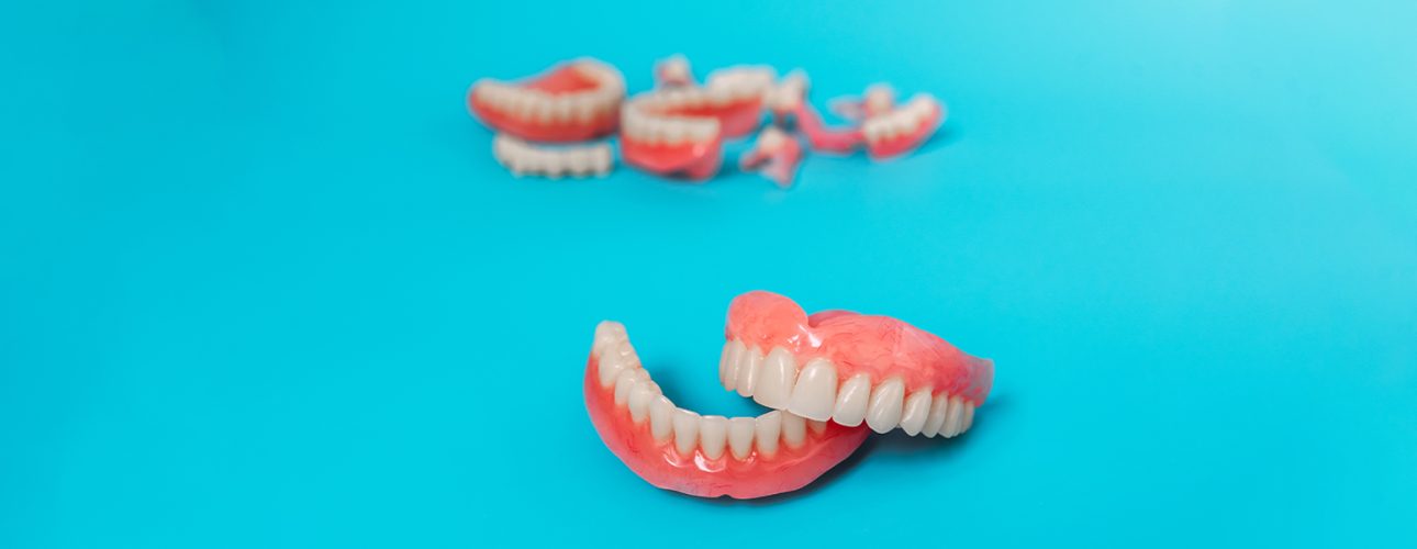 Discover the Benefits of Fixed Dental Implants and Dentures | Pearland TX